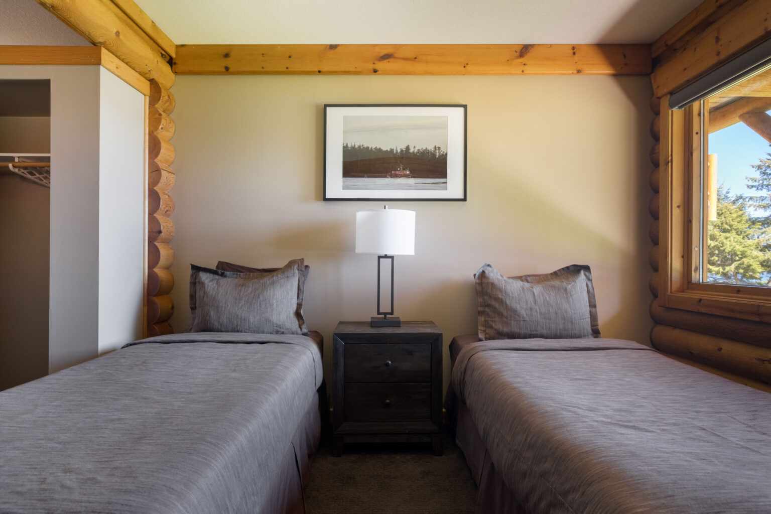 Main Lodge Accommodation | Queen Charlotte Lodge