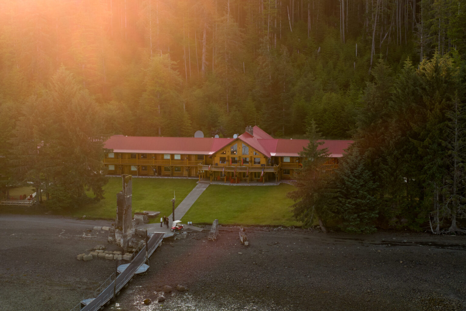 Main Lodge Accommodation | Queen Charlotte Lodge